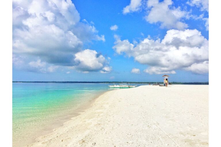 5 Must-See Places With Natural Views In The Philippines